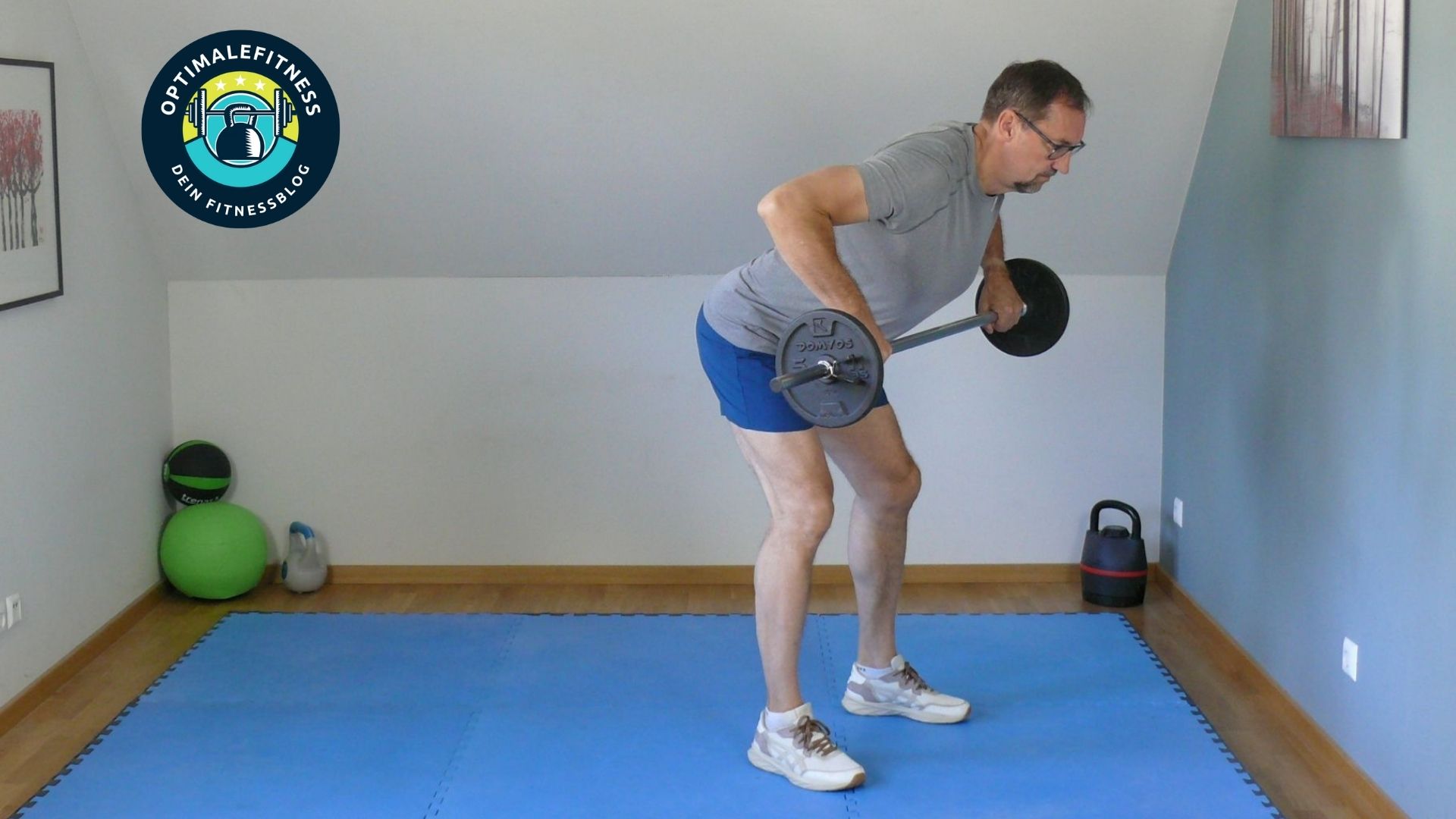 Vorgeneigtes Rudern für einen starken Rücken richtig ausführen ...